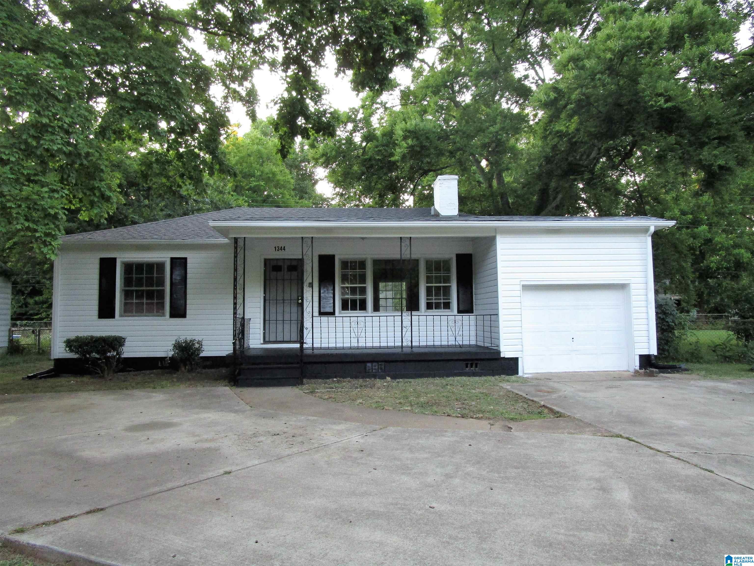 1344 Woodward Road, Midfield, AL 35228