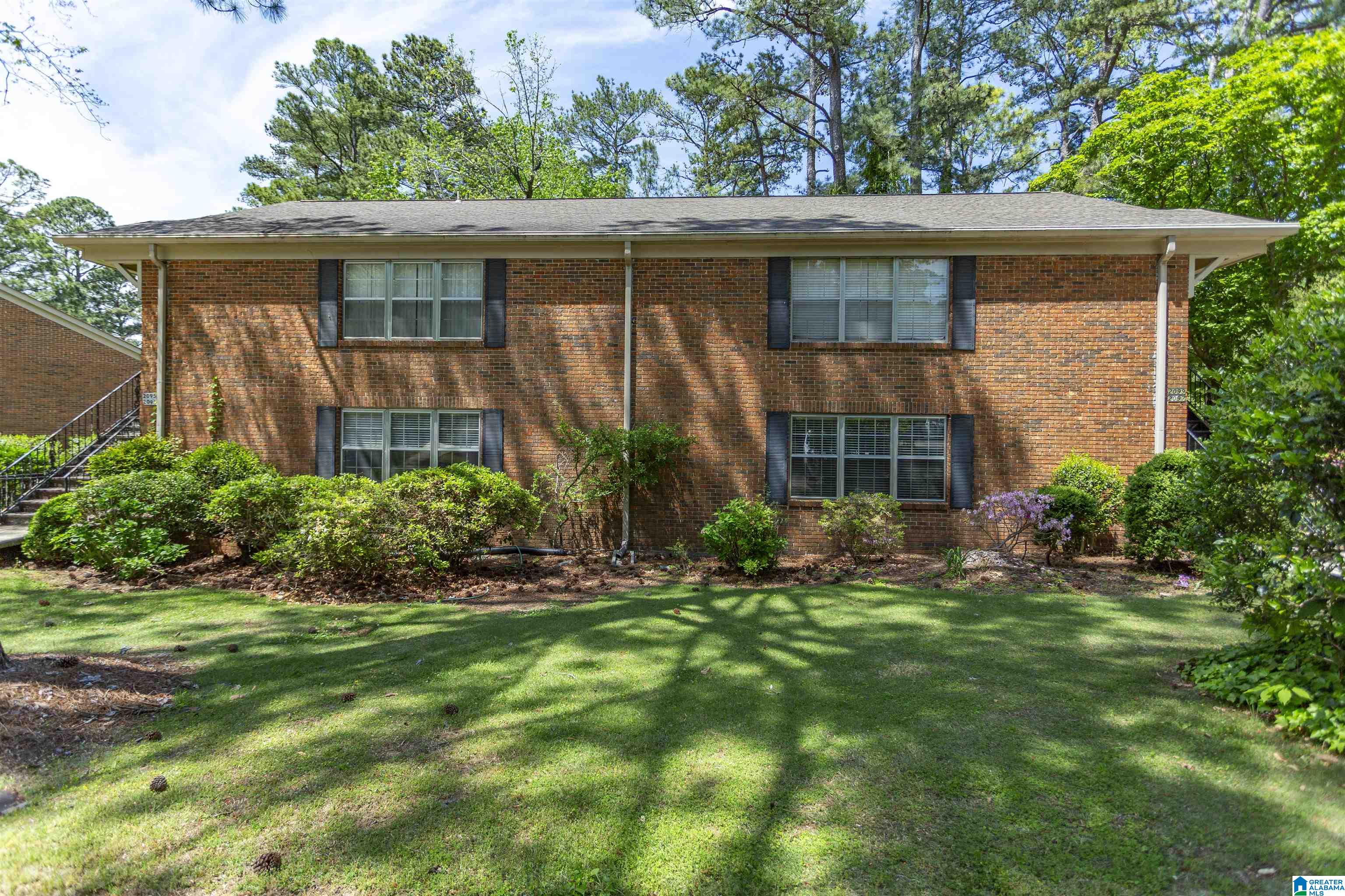 2097 MONTREAT CIRCLE Vestavia Hills AL : Tutt Real Estate