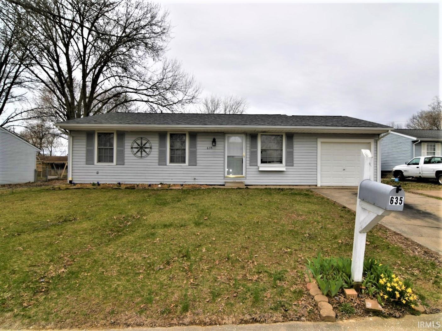 635 Greenfield Court, Elberfeld, IN 47613