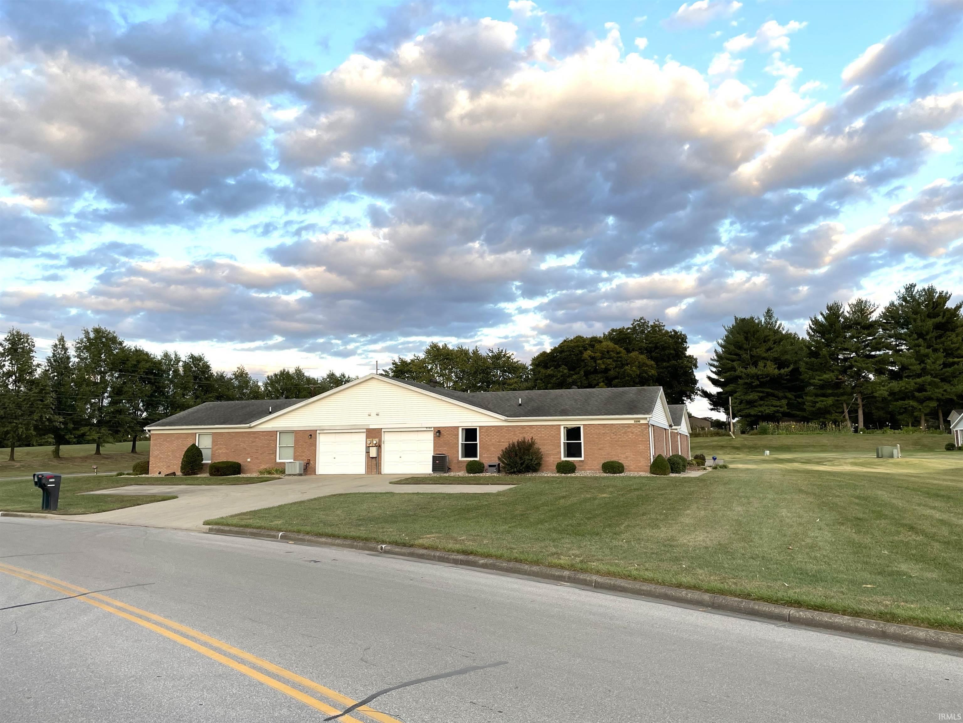 Jasper Real Estate: 3590 Manor Drive IN 47546 $169,900 202337849