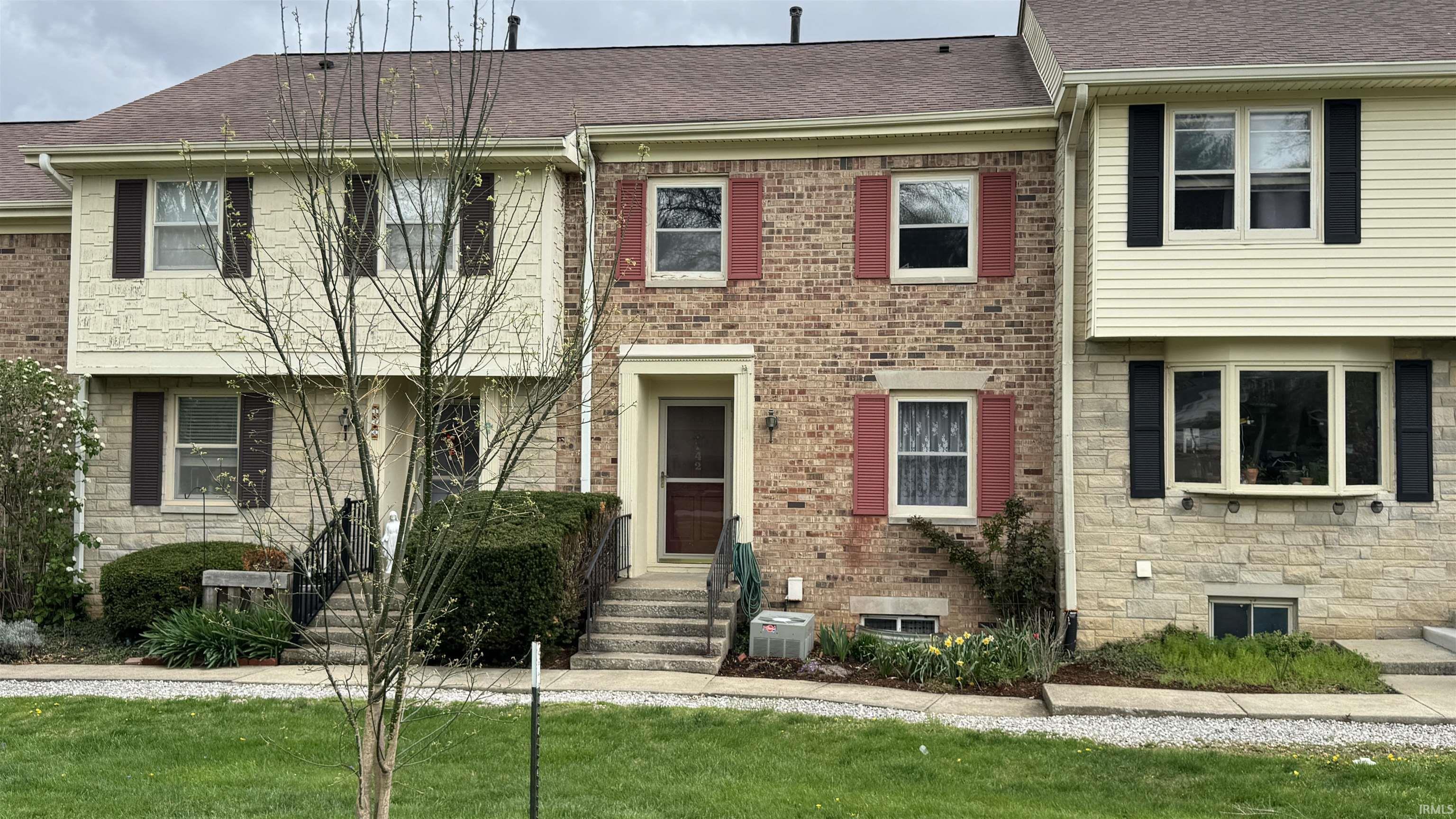 142 N PARK RIDGE ROAD, BLOOMINGTON, IN 47408 – The Indiana Team