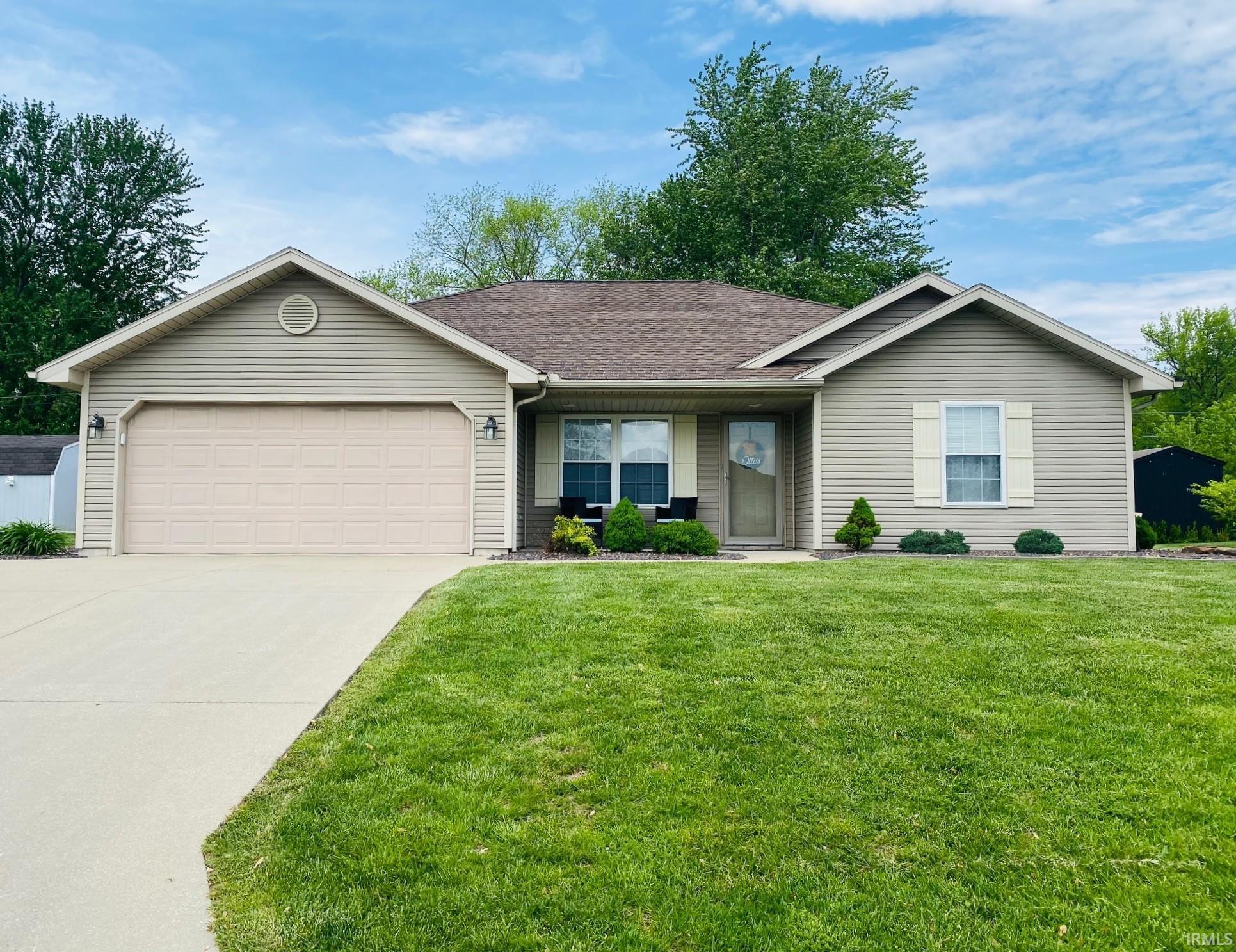 Jasper Real Estate: 2547 Lynn Court IN 47546 $238,000 202515153