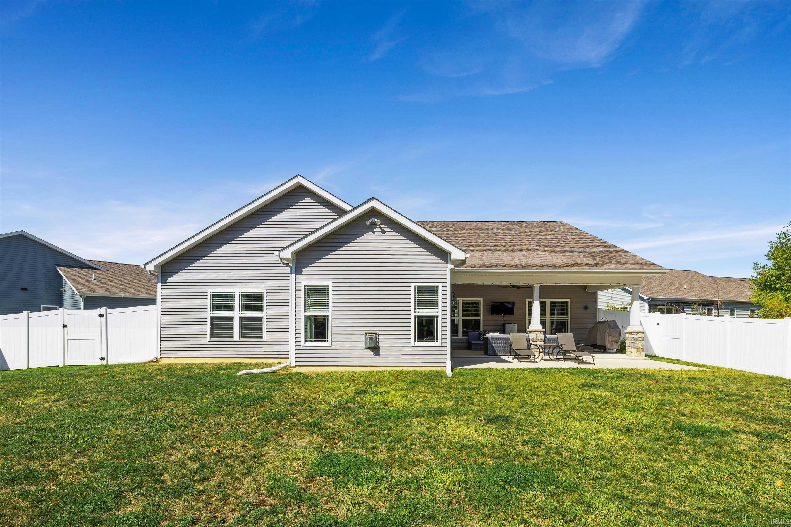 2112 Lawsons Cove - North Eastern Group Realty