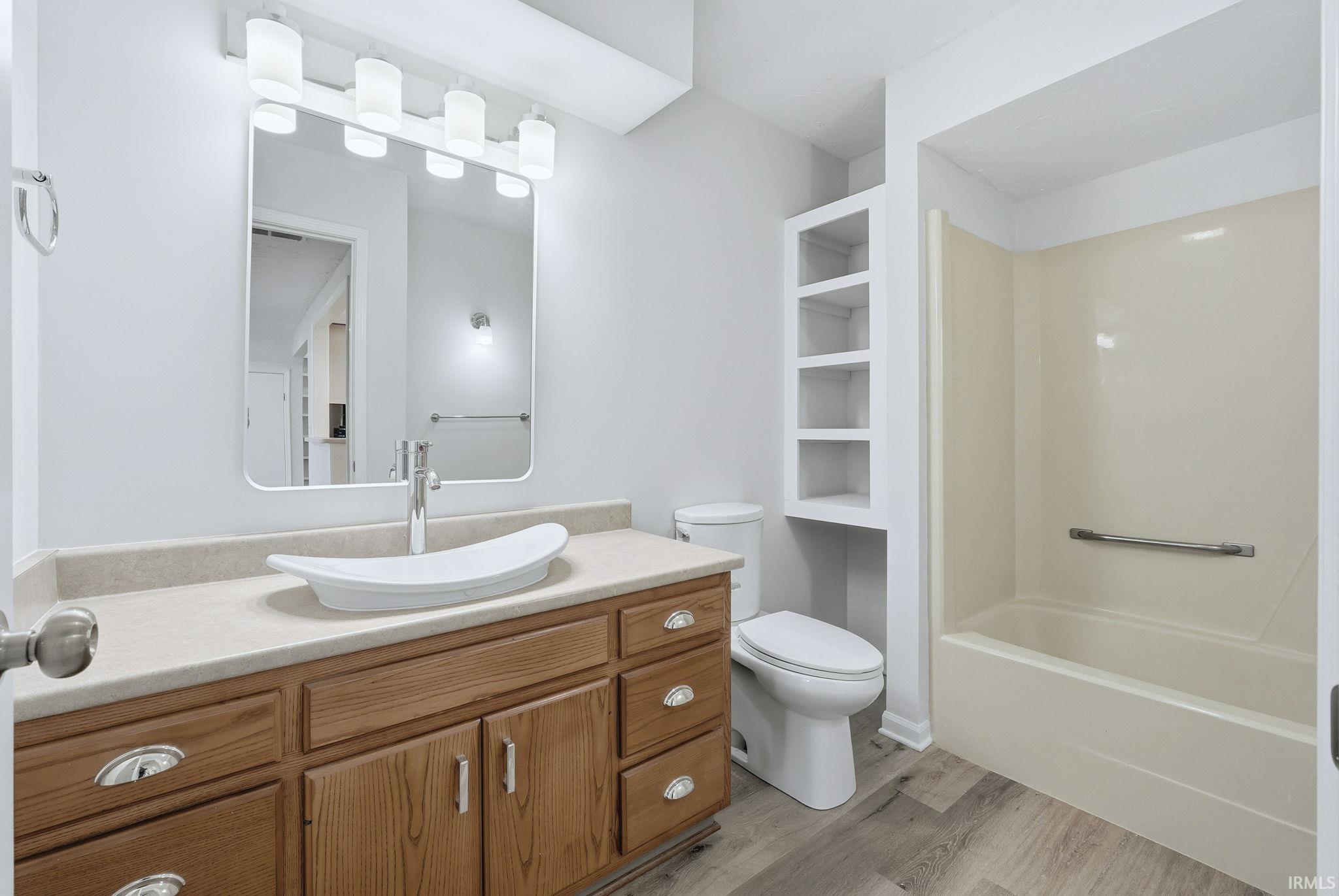 4428 Piazza Circle - North Eastern Group Realty