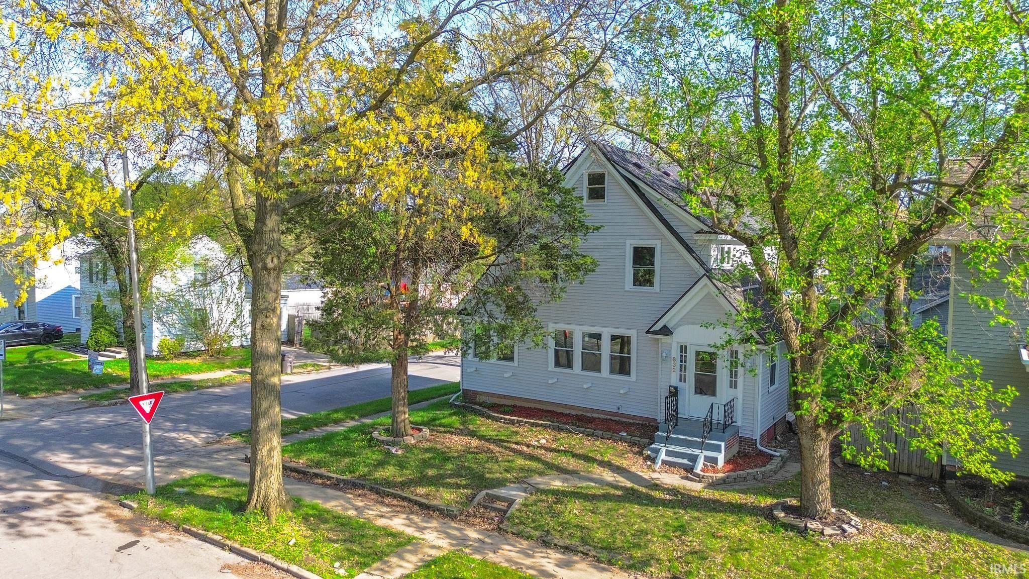 For Sale - 832 Hamilton Avenue, Fort Wayne, IN 46806 | MLS# 202602601